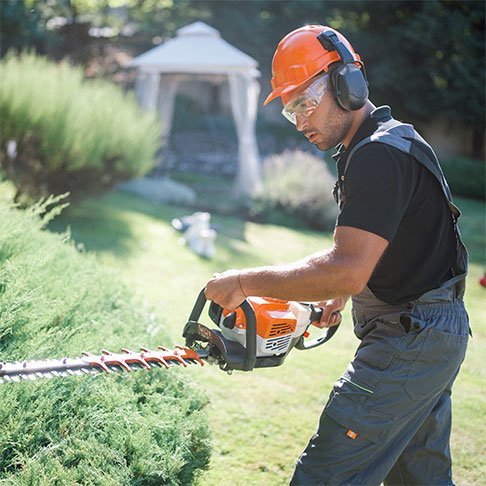 Custom Uniforms for Construction, roofers, mechanics, medical ...